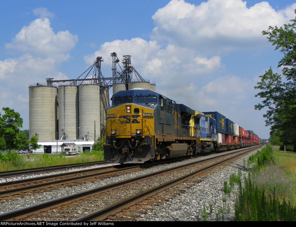 Westbound CSX